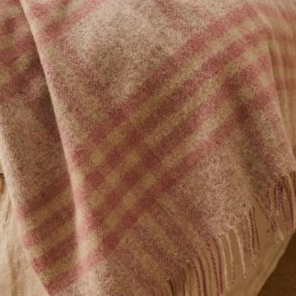 Hex XL Pure New Wool Throw - Dusky Pink – Wool Blanket Online