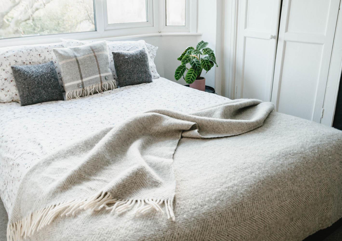 Herringbone Pure New Wool Throw - Silver Grey – Wool Blanket Online